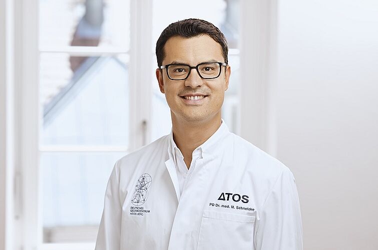 Dr. Marc Schnetzke: Neuer Experte für Schulter und Ellenbogen | ATOS ...